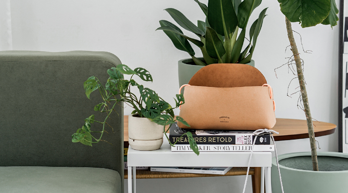 CURV Pot hanger Couple